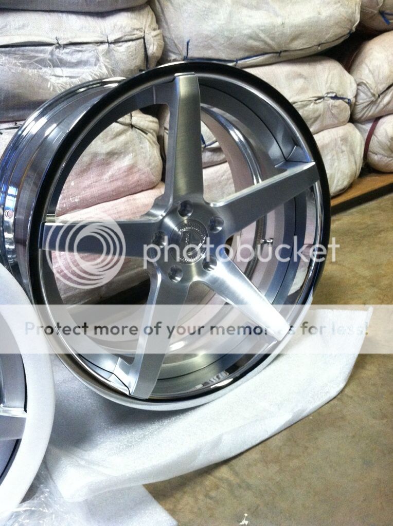 TrippinBimmer's 1995 Acura NSX : Iconz Wheels and KW Suspension ...